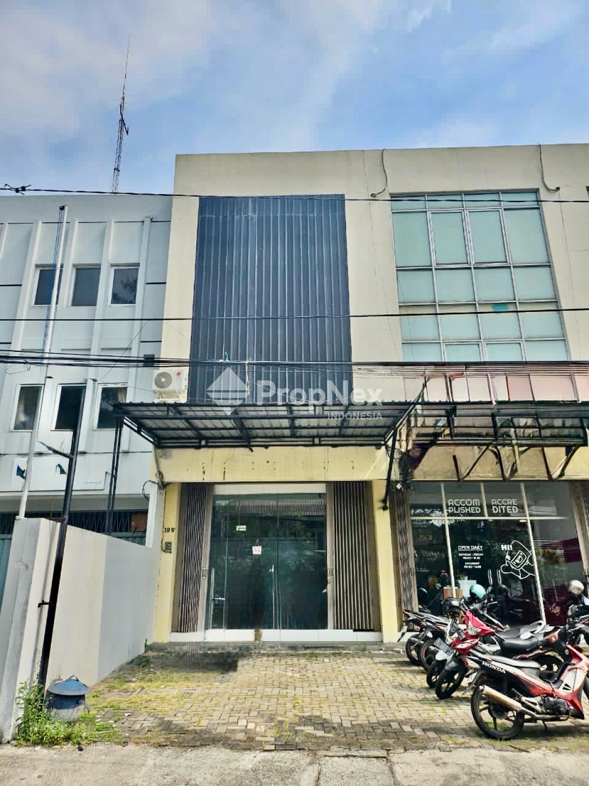 Disewa Ruko - raya darmo permai timur | PropNex Plus